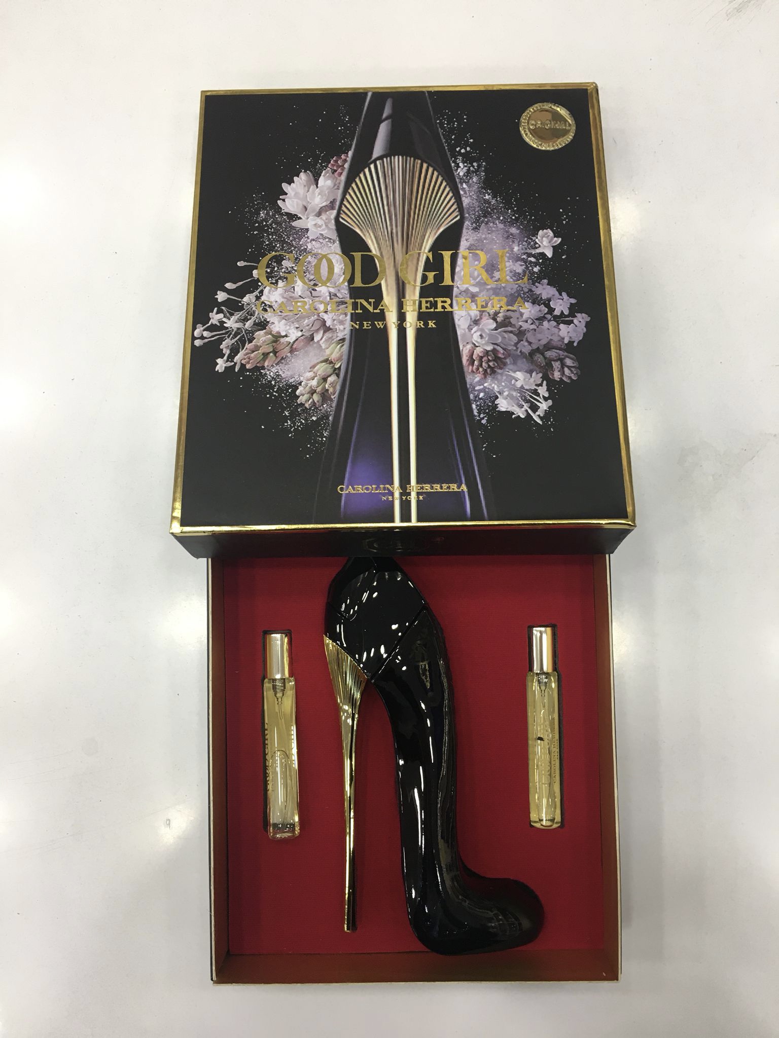 Carolina Herrera Good Girl Edp kadın parfüm LÜX, Parfüm Yorumları ve ...